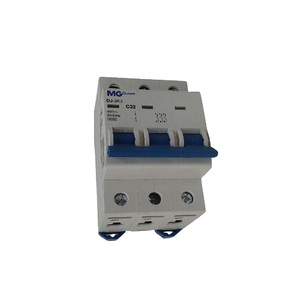 Disjuntor Tripolar Curva C 32a Margirius | Leroy Merlin