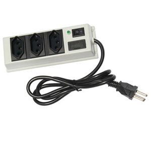 Filtro De Linha 3 Tomadas Economic Capte | Leroy Merlin