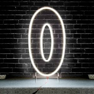 Placa Luminoso Neon De Led - 50cm - Branco Frio Número Zero | Leroy Merlin