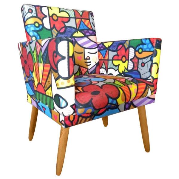 Poltrona Cadeira Pés Madeira Rodapé Estampa Romero Britto | Leroy Merlin