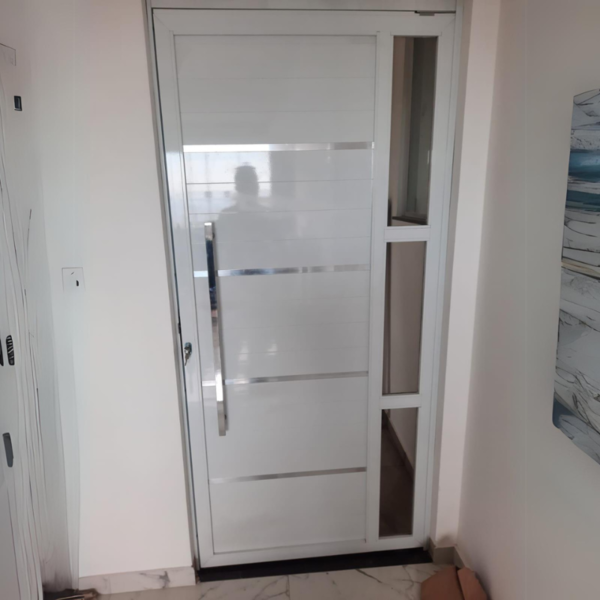 Porta Em Alumínio Lambril Simples 2,10x 0,90 C/ Vidro | Leroy Merlin
