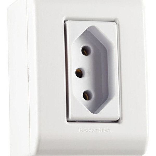 Tomada 2p+t 10a/250v Sobrepor Tramontina Lizflex Branca Branco | Leroy Merlin