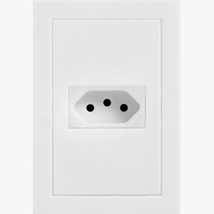 Tomada Universal 10a Com Placa | Leroy Merlin