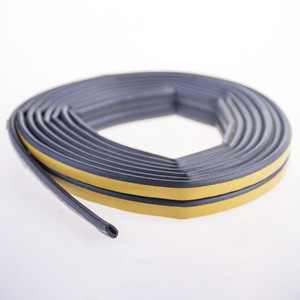 Veda Fresta Adesivo "D" Preto 600cm para Vão de 4mm Comfort Door ...